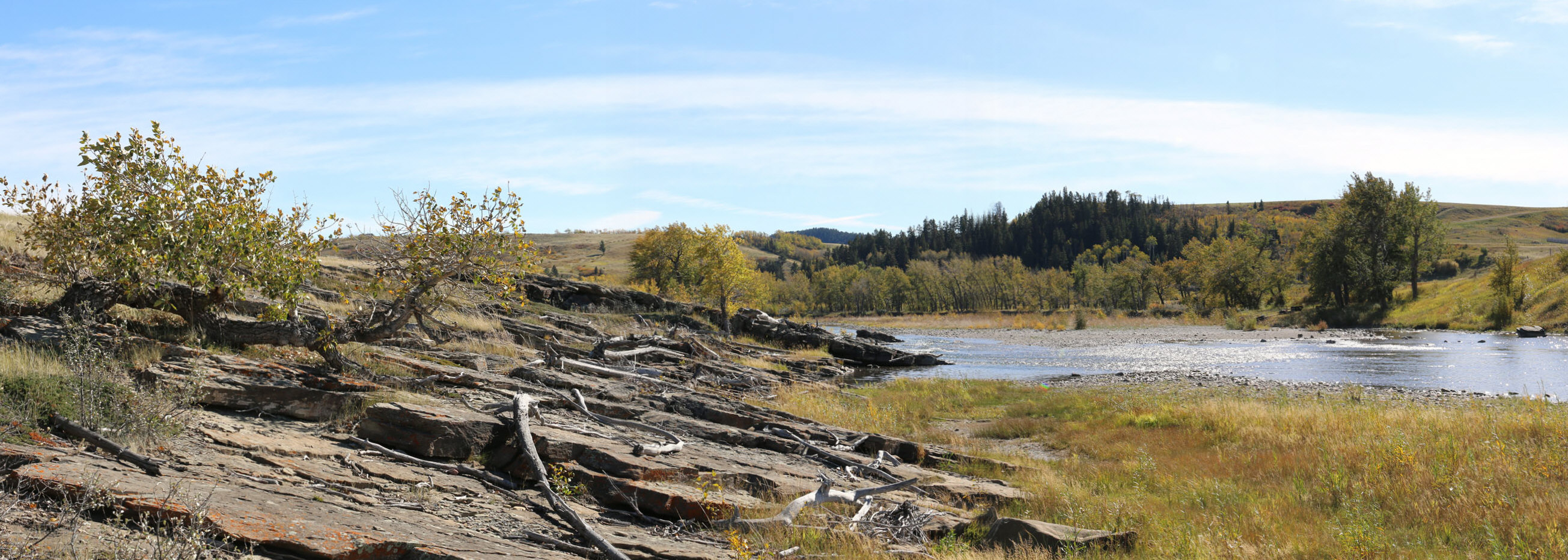 castle-riverfront-land